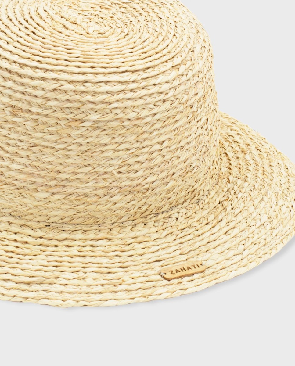 Cuchi natural raffia hat with s wing – ZAHATI